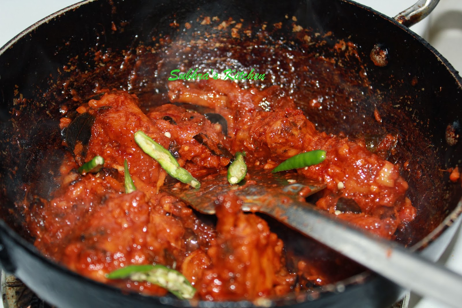 Subhra's Kitchen: Chicken Latpat
