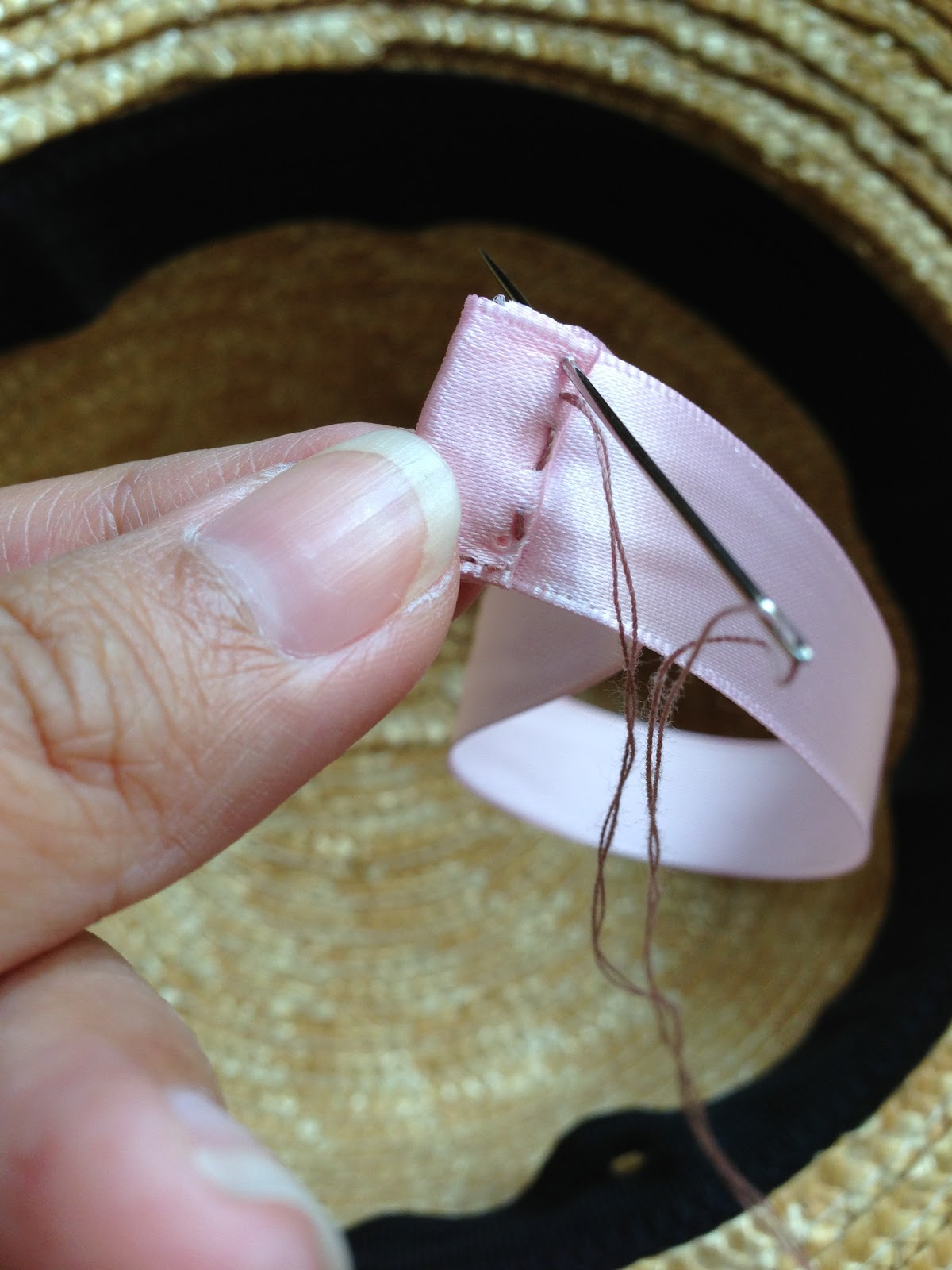 S.T.E.L.: Make a Hat carry-on