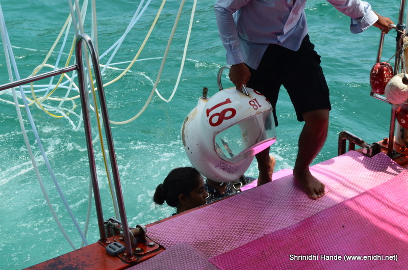 Underwater sea walk at Pattaya coral island - eNidhi India Travel Blog