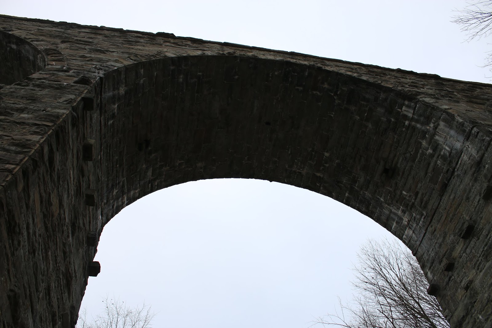 Starrucca Viaduct: Stunning Railroad Stone-Arch Bridge in PA's Endless ...