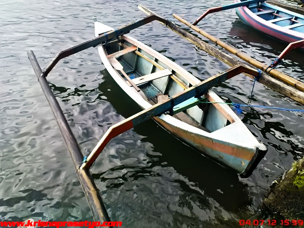 Perahu Cadik | Krisna Prasetyo