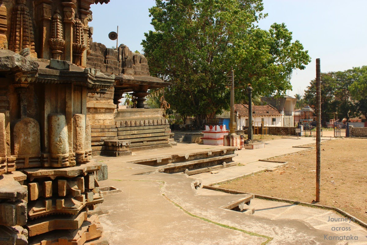 Journeys across Karnataka: Lakshmi Narasimha Devastana, Bhadravati