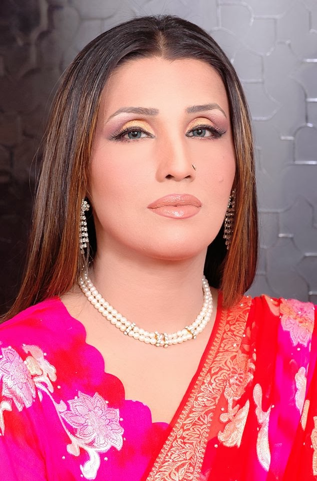 World Sindh: Sindhi Legend Humera Channa Mini Biography And Latest Photos.