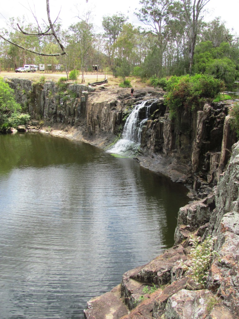 Robbiebago Adventures: Tooloom Falls