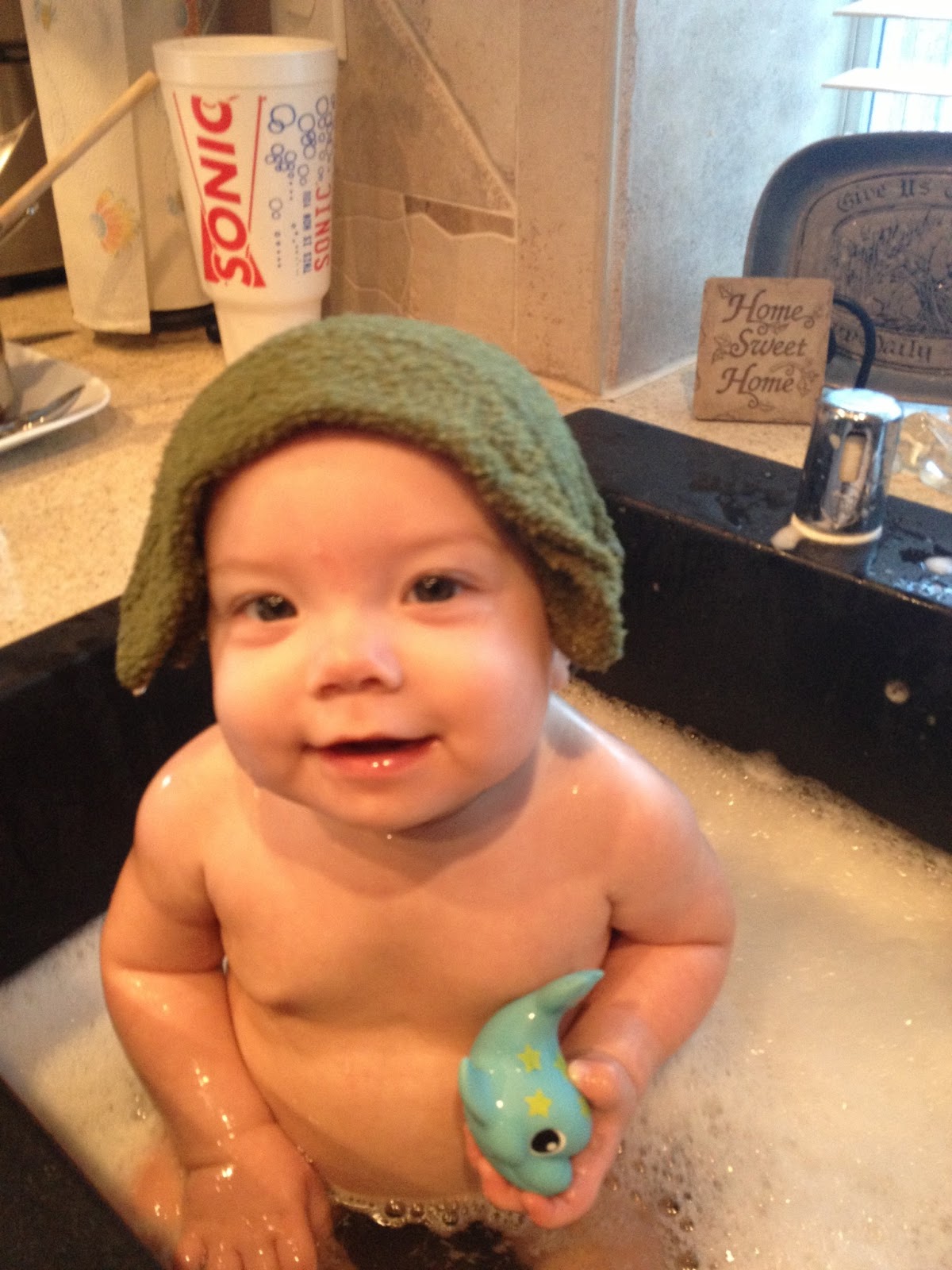 The Momshell: The Scent of a Baby...