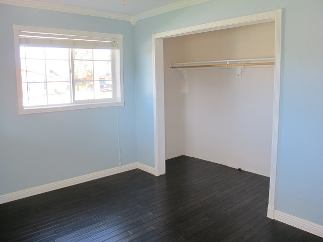 Adri's ah-freaking-mazing nursery makeover [Guest Post] - House of ...