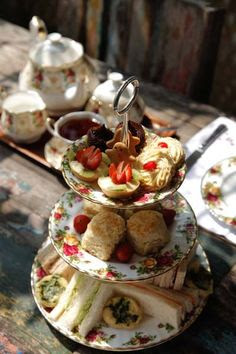 Observations in an undemocratic world: Biku - high tea in Bali