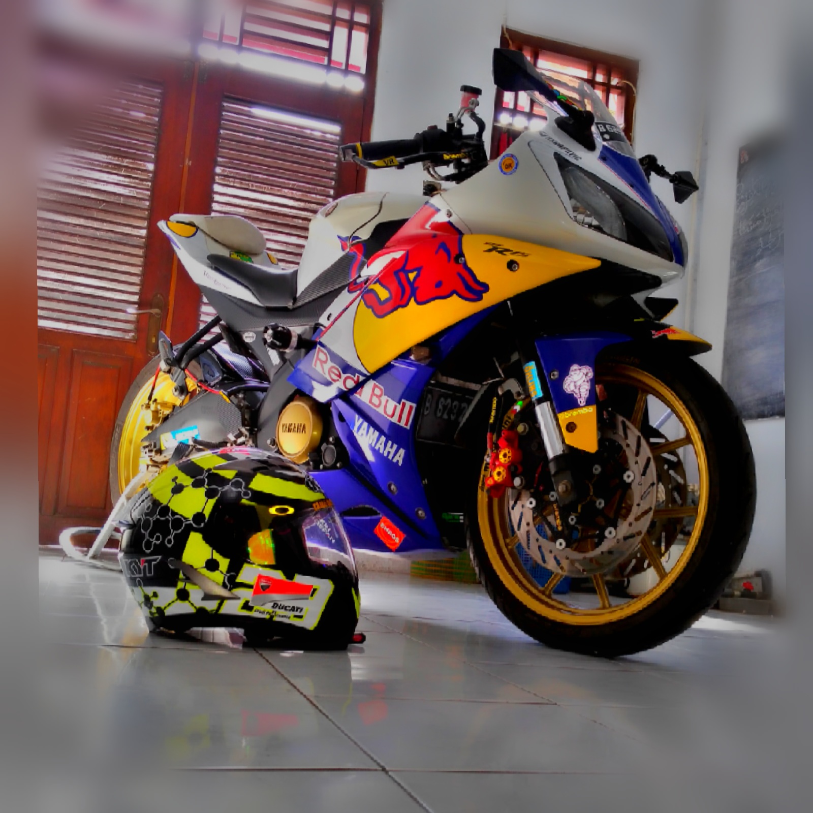 YAMAHA R15 Modifikasi Indonesia