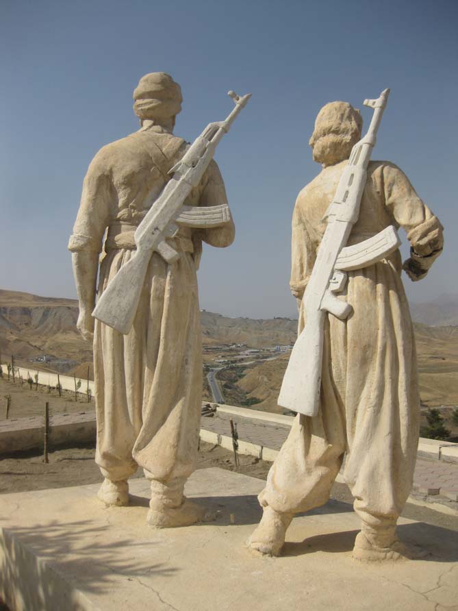 kurdistanart: Statue of Peshmerga (Hangaw)~Rawandiz, Erbil south of ...