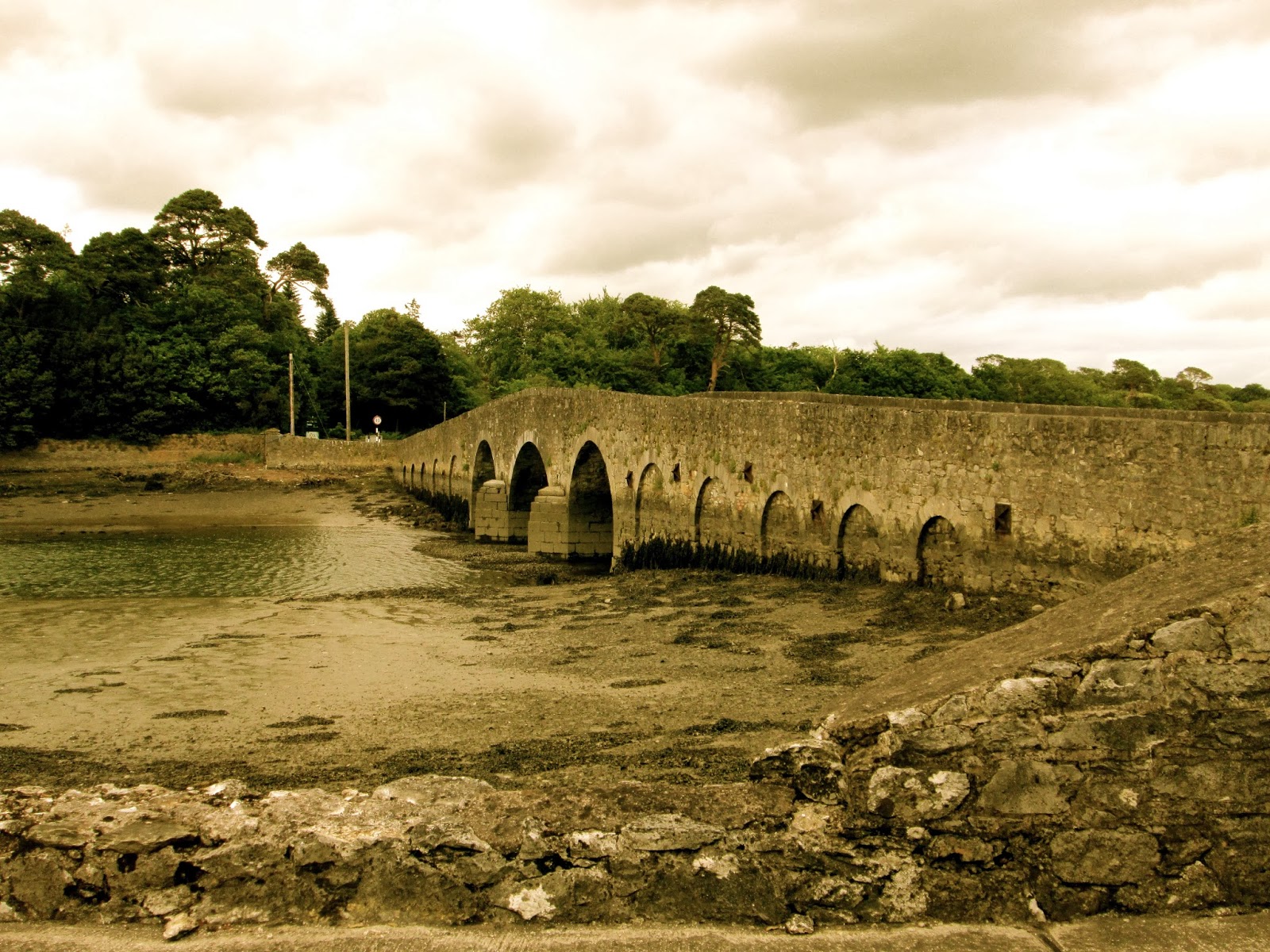 Cornelia's Blog zu ihrem Leben in Irland.: Ruinen und alte Gebäude ...