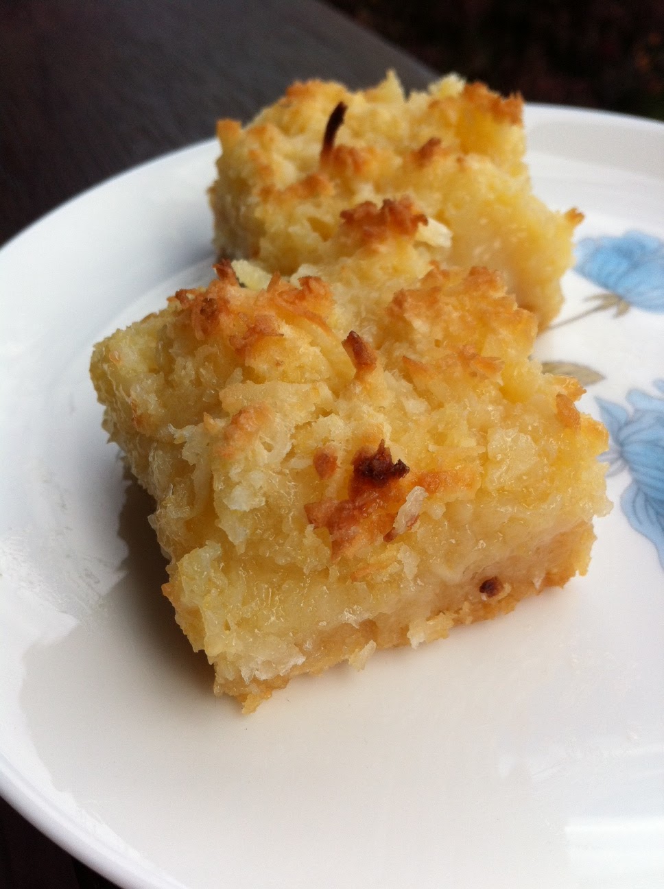 Mums in the Kitchen: Caramel & Coconut Slice