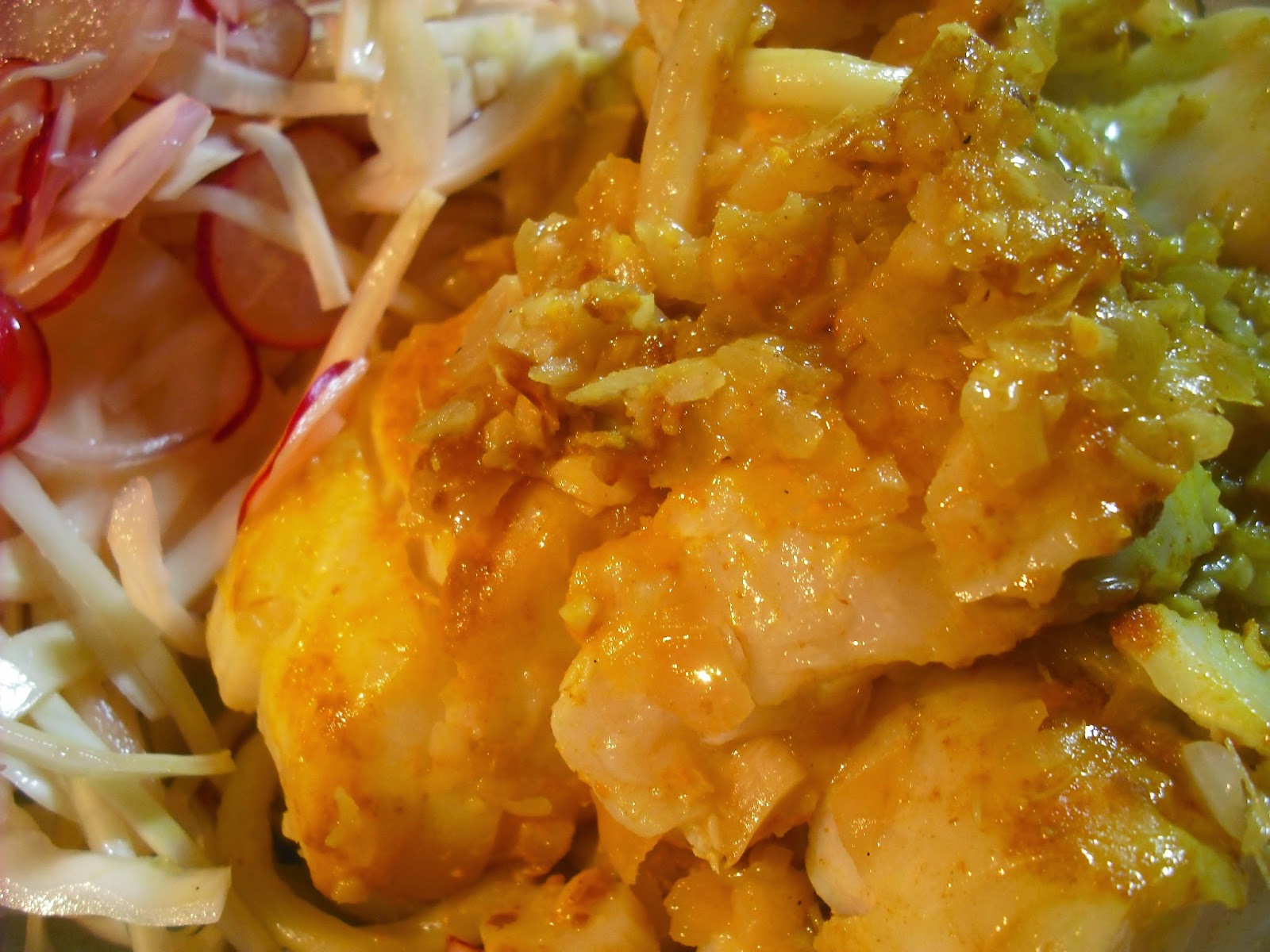 Foodycat: Burmese Fish with Hot & Sour Salad: East Meets West
