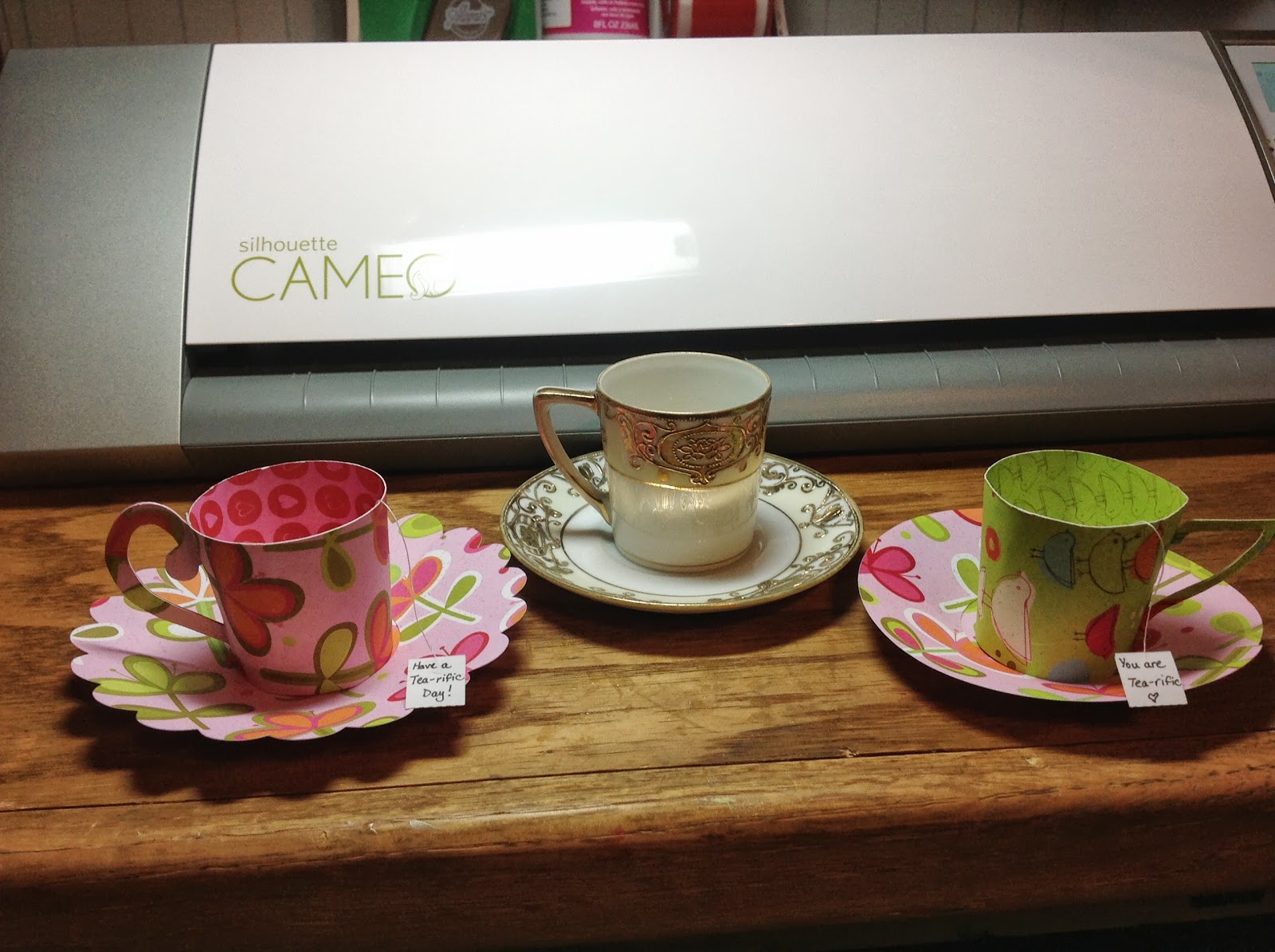 Papercrafts and other fun things: August 2013