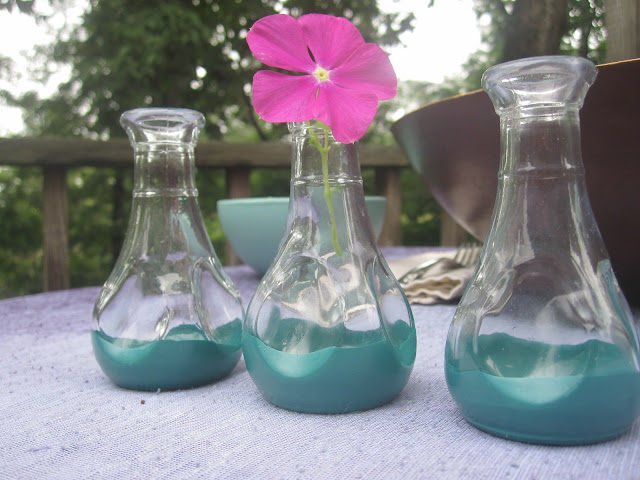 The Creative Vault: Rubber Dipped Vases {Tutorial}