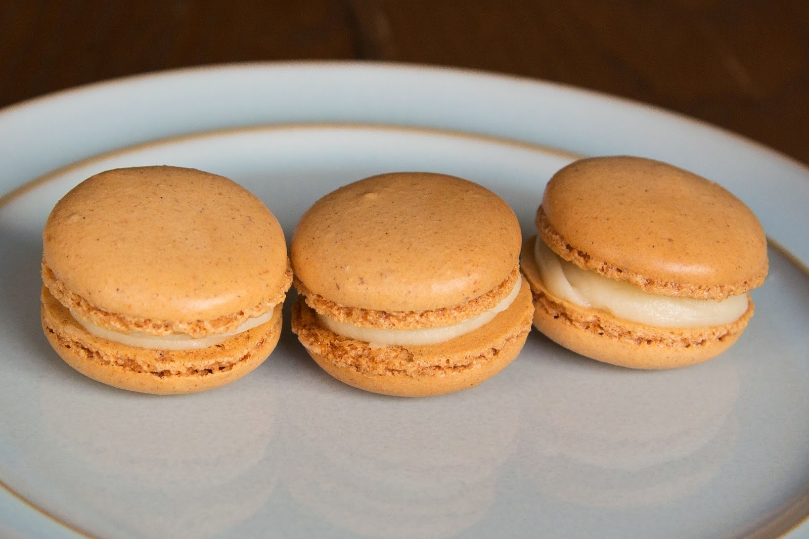 113 grams of butter: Carrot cake macarons