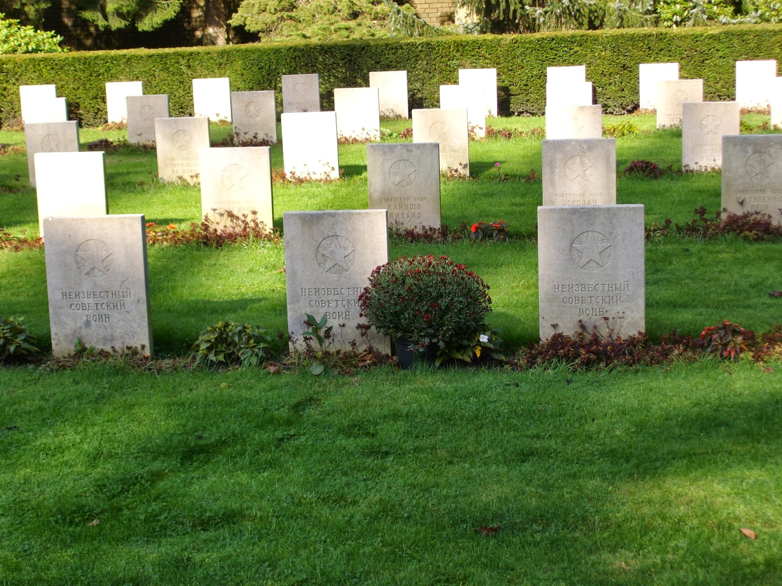 Een graf op het Ereveld