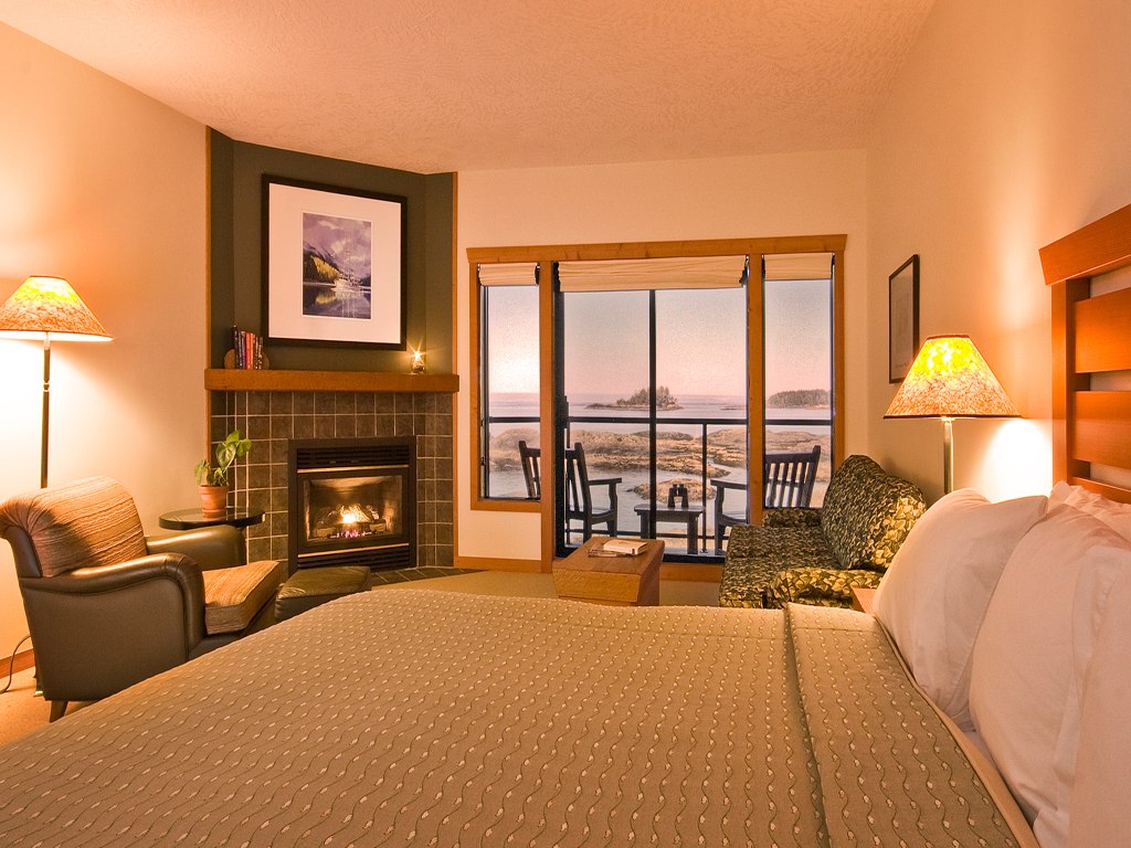 Redefining the Face Of Beauty : MOST EXTRAVAGANT HOTELS IN CANADA!