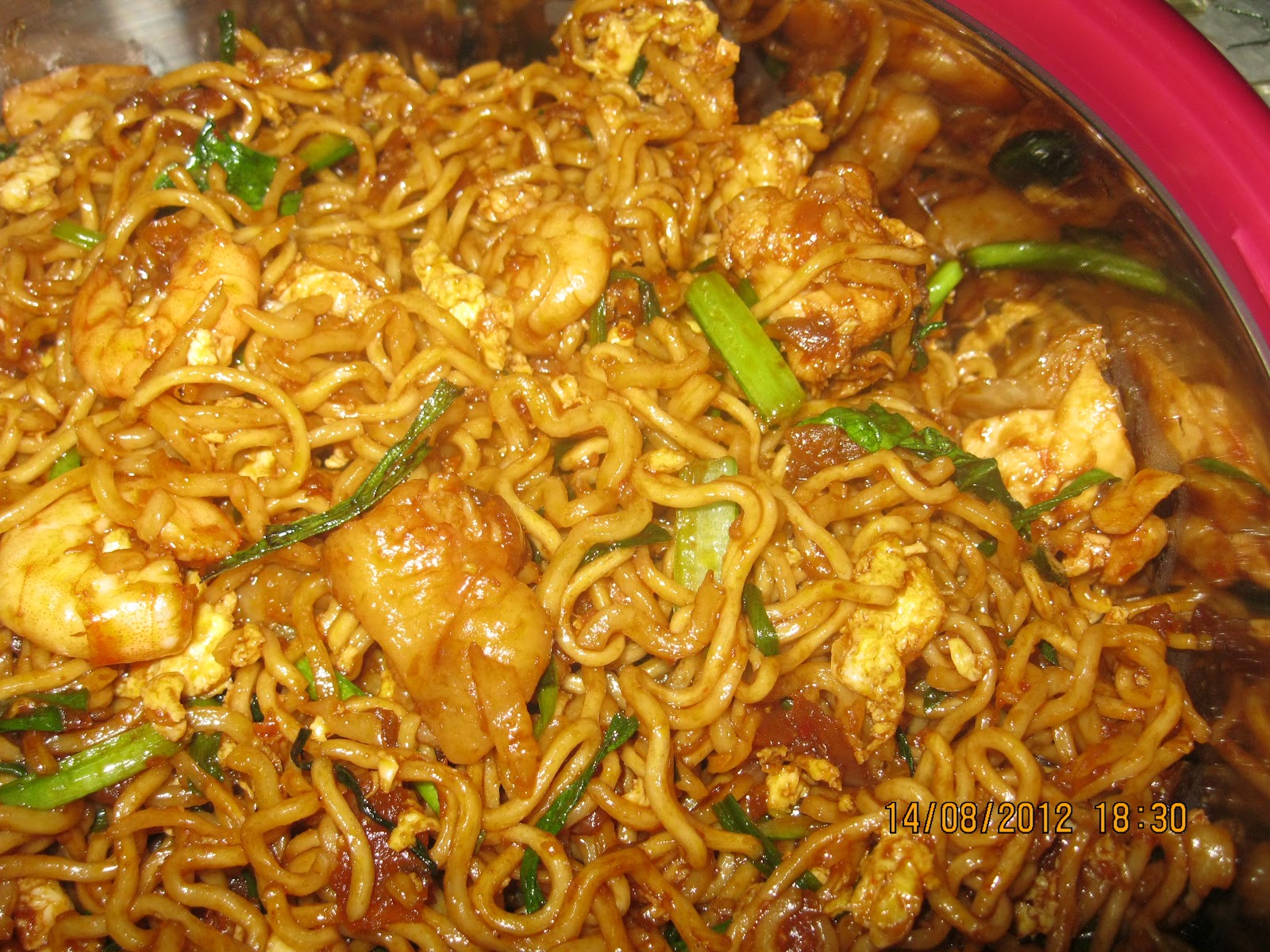 RESEPI CIKGU ANI: MAGGIE GORENG