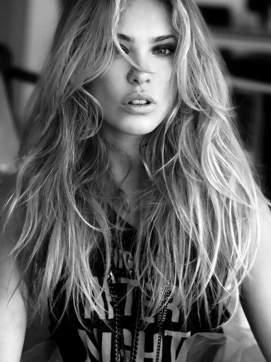 Playboy s last model, Kristy Garett - sporthot.grSporthot.in