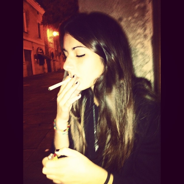 Smoking-fetish World: Sexy girl from Instagram