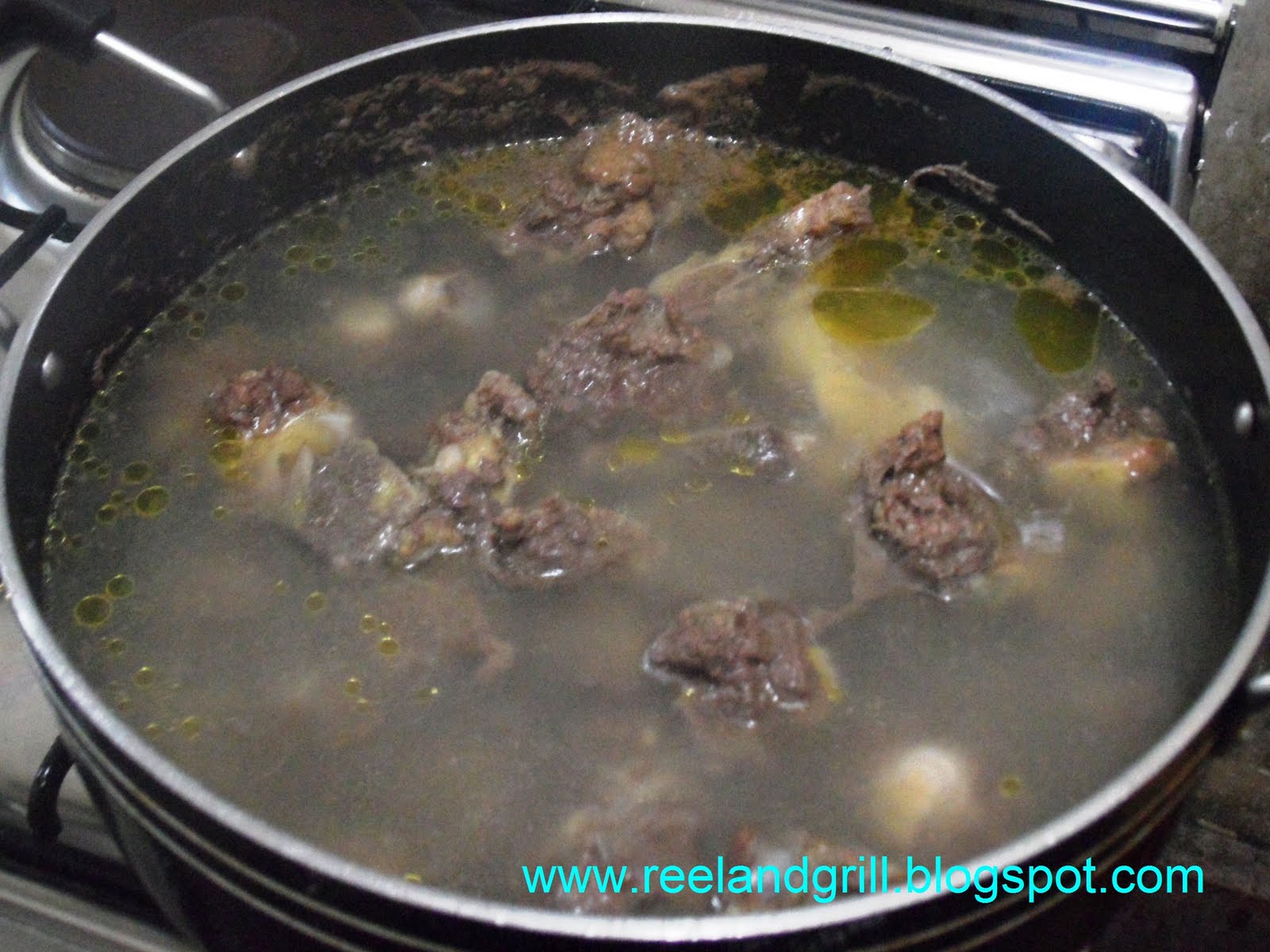 Reel and Grill: Buntot ng Baka sa Oyster Sauce (Oxtail in Oyster Sauce ...
