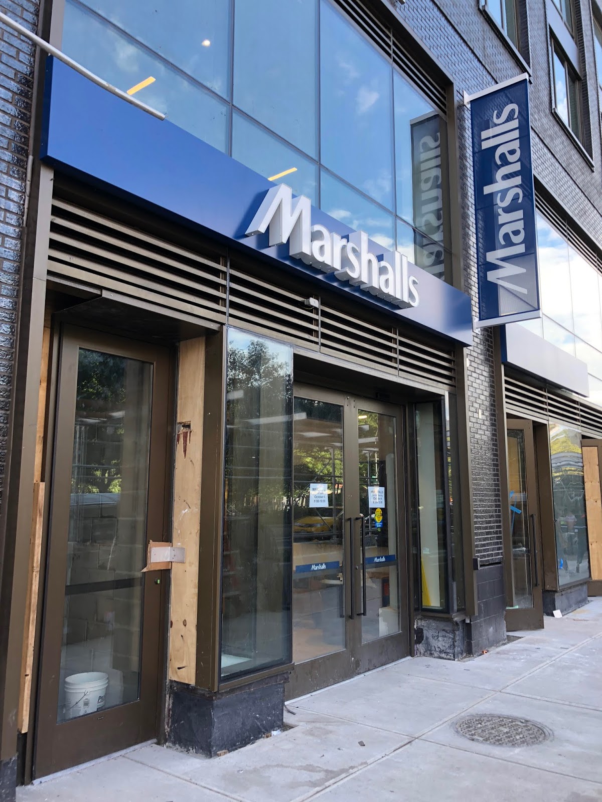 EV Grieve: Marshalls, now with more Marshalls signage on Houston; and ...