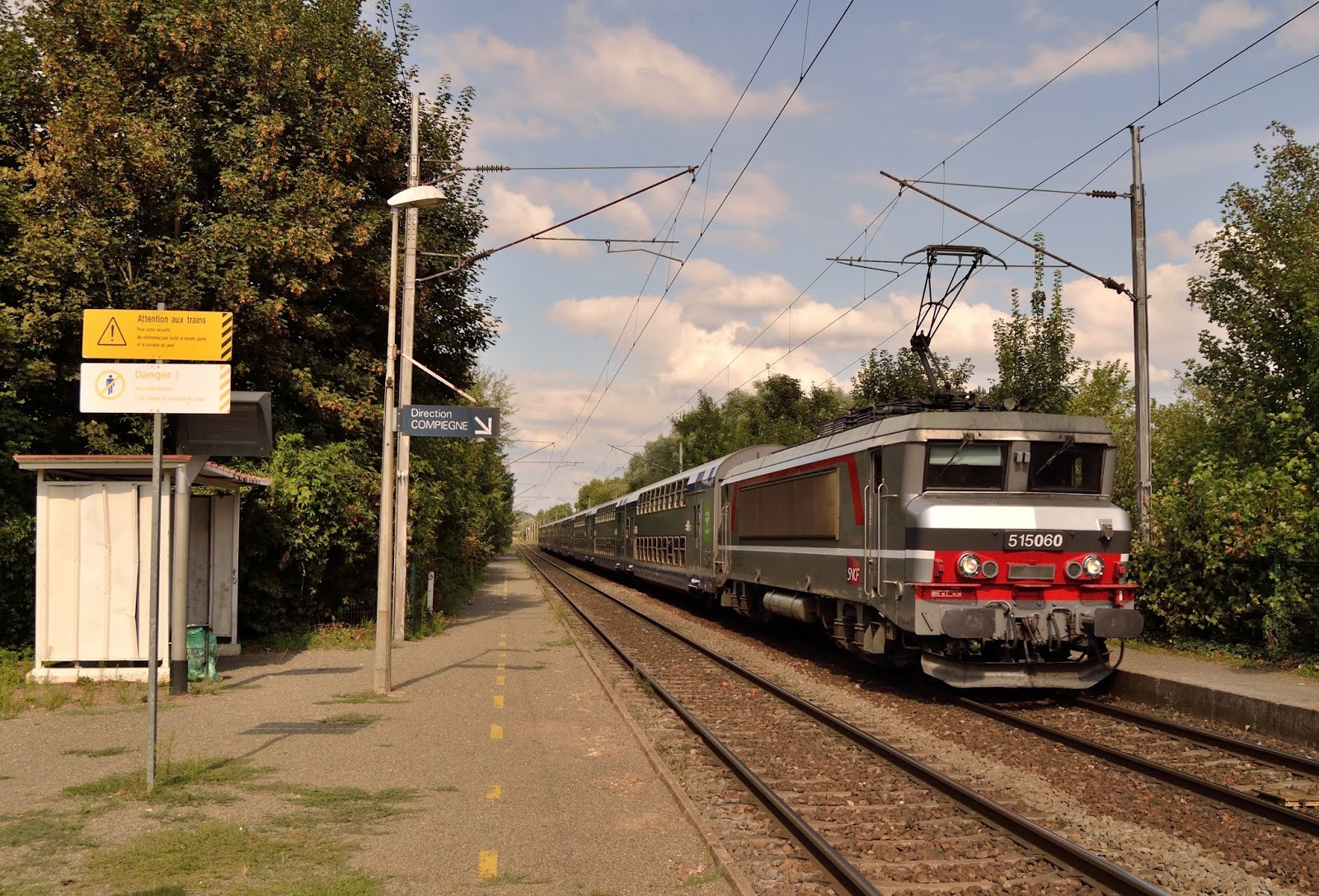 LA PASSION DU TRAIN: à Creil , en Août 2018 avec Tarek