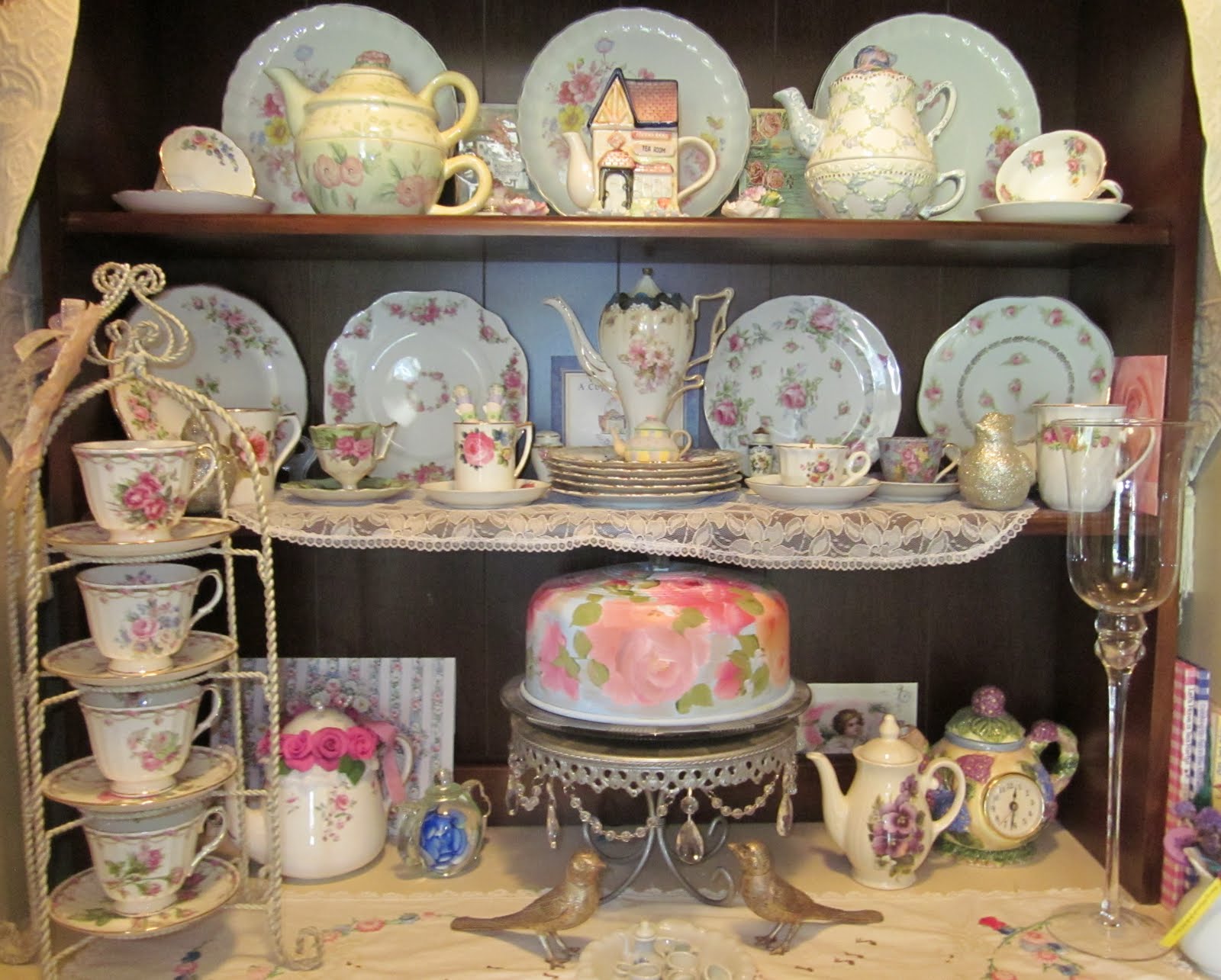 RoseChicFriends: Tea Time Tuesday ~ Tea Vinettes ~ Dining Room Tour