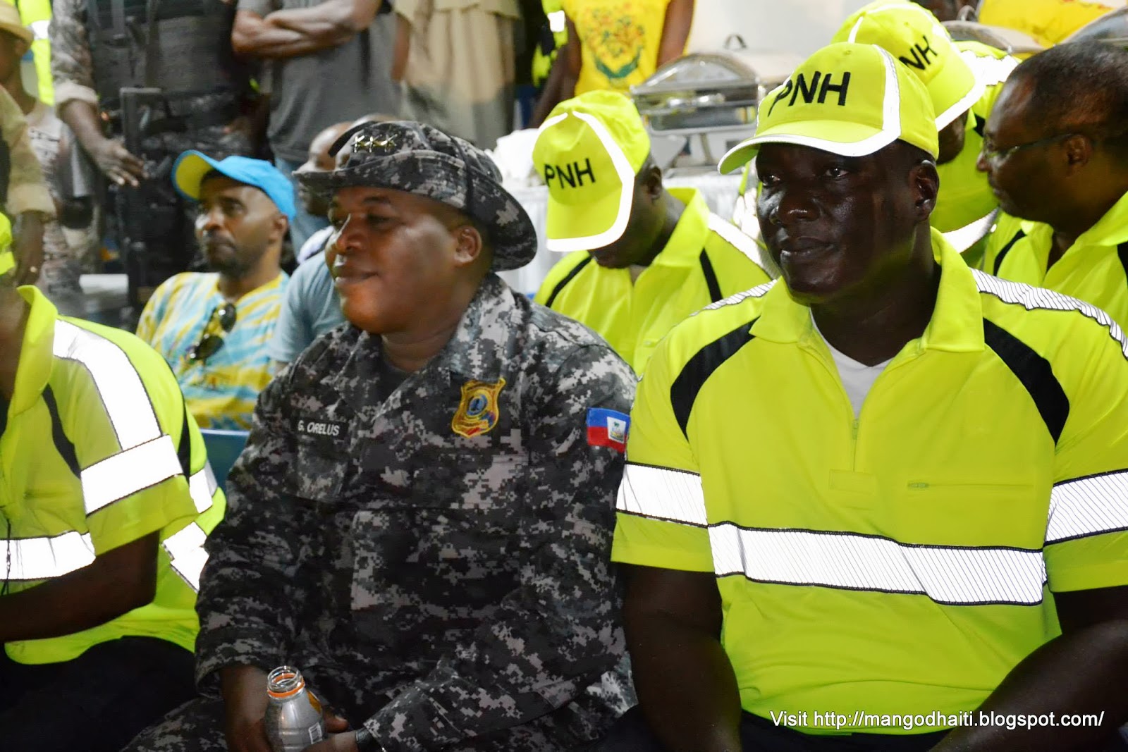 Anba Kod-CARNAVAL DES FLEURS 2013