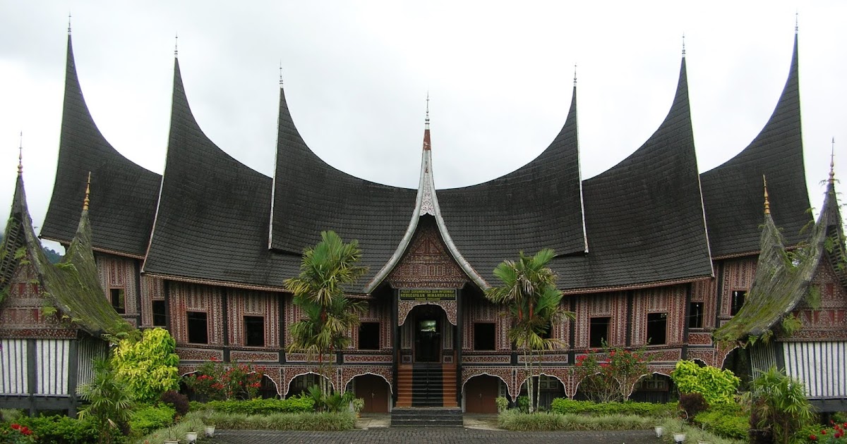 MinangKabau: Adat Istiadat minang Kabau