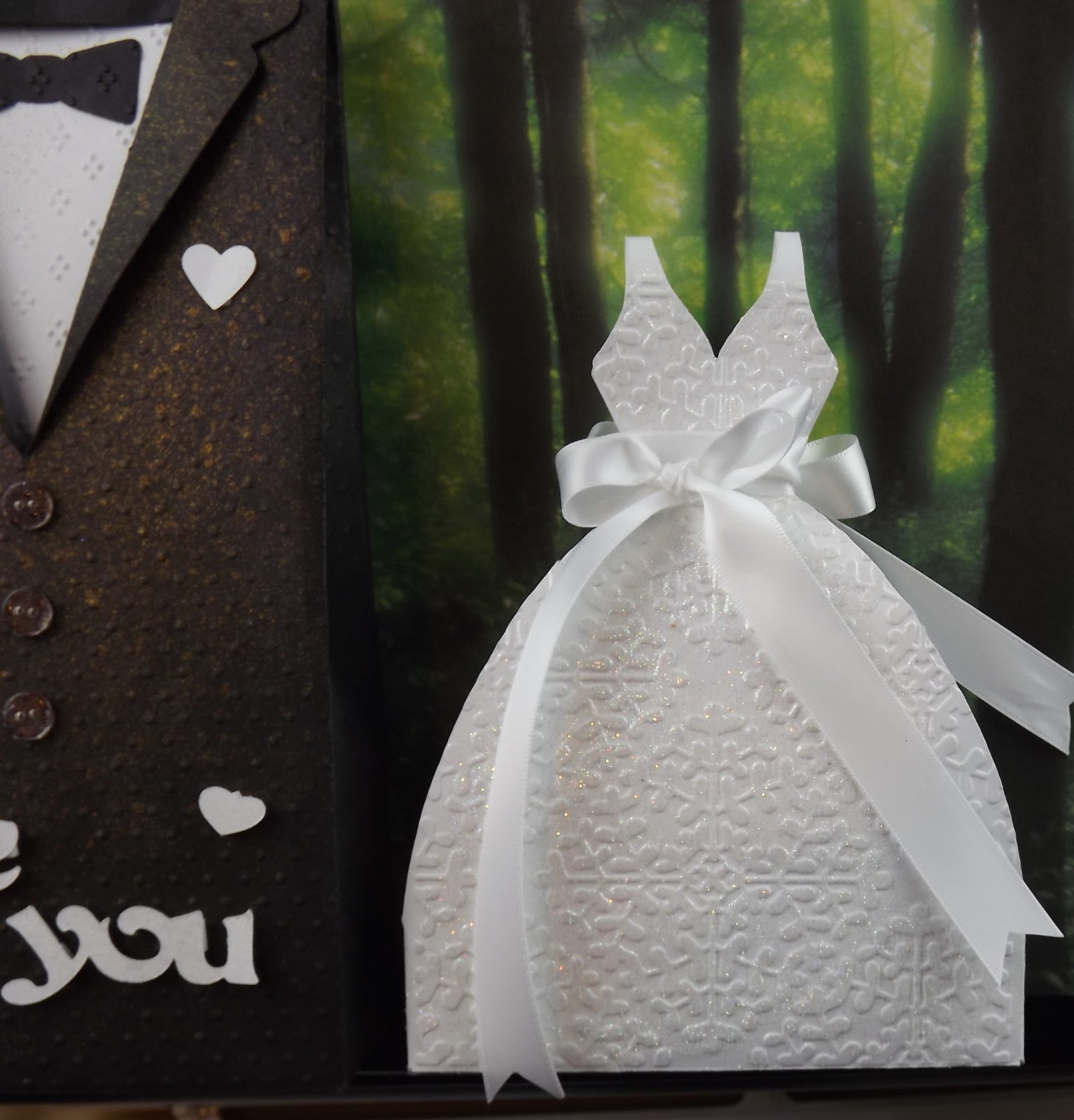 Oh So Many Crafts: Cricut TBBM2 Bride and Groom boxes