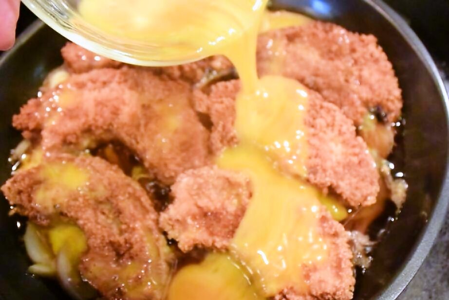 Recipes for Tom: Kurumafu no katsudon / gluten cake cutlet rice bowl