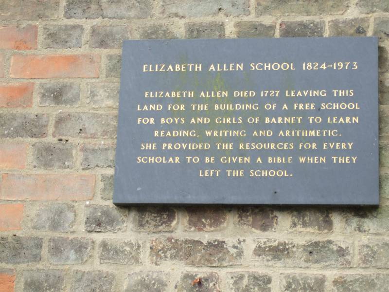 London buses one bus at a time: the return: The Number 184 Route