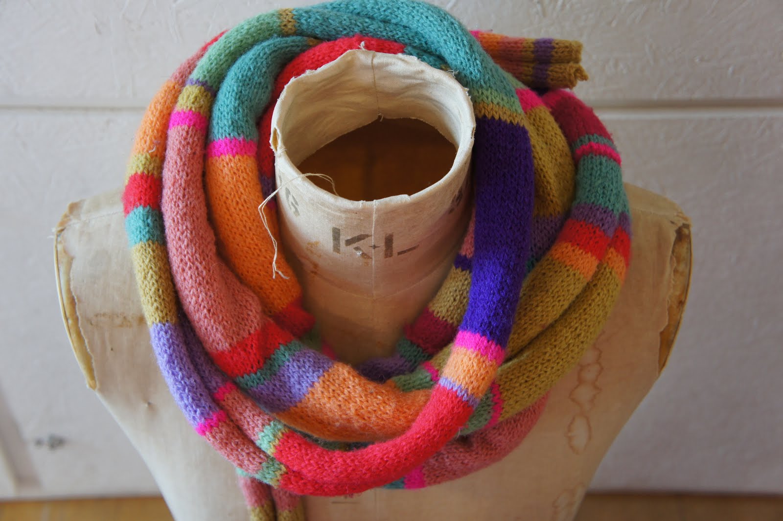 HOLLY BERRY WEAVE BLOG: Knitty Gritty