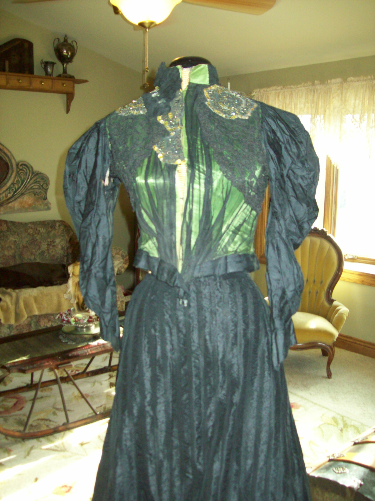 All The Pretty Dresses: Green Bodice with Black Lace Dress