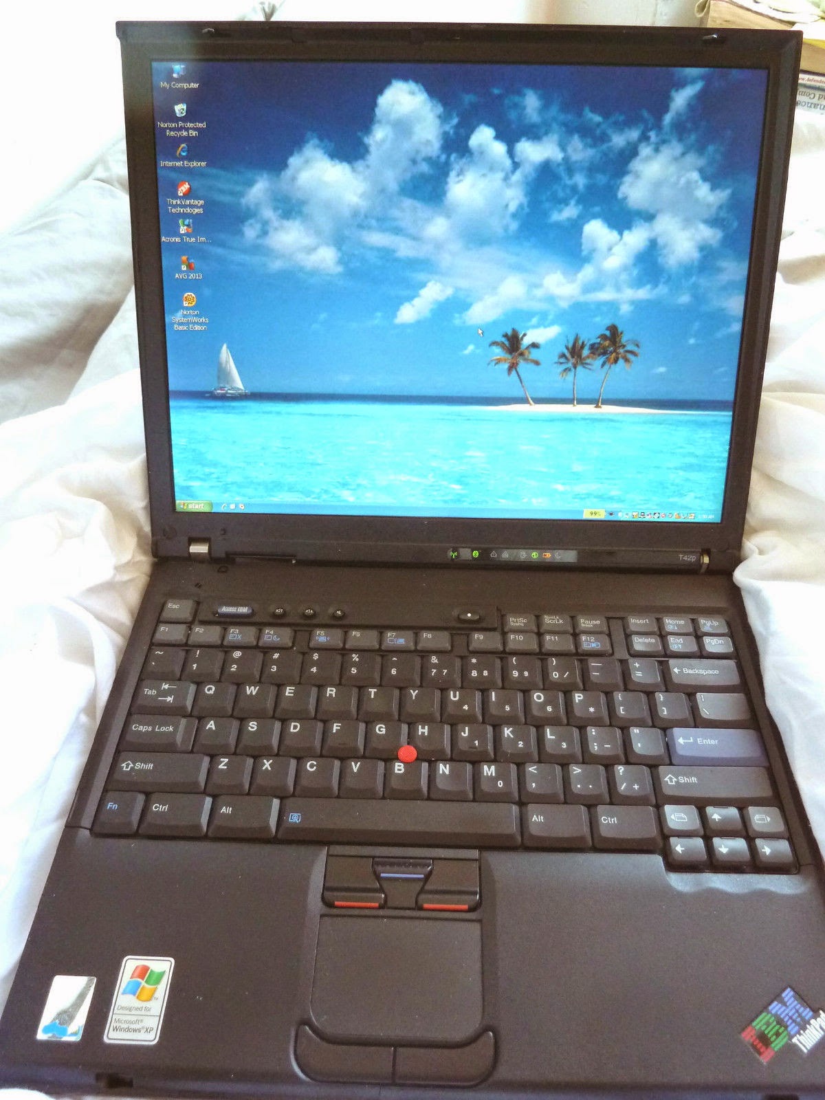 Linux on Old IBM Thinkpads: My New (Old) Thinkpad has arrived