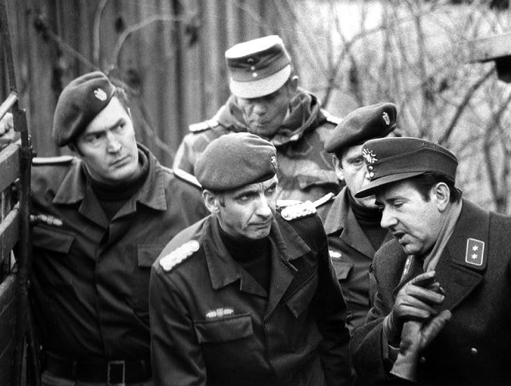 Four Bees: Bundesgrenzschutz Mehrzweckanzug GSG 9, BGS Counter ...