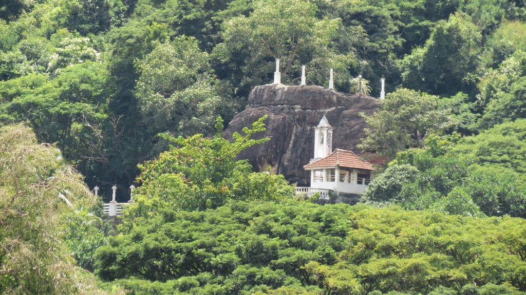 LakRoo Environmental Club: Bambaragala Rajamaha Viharaya