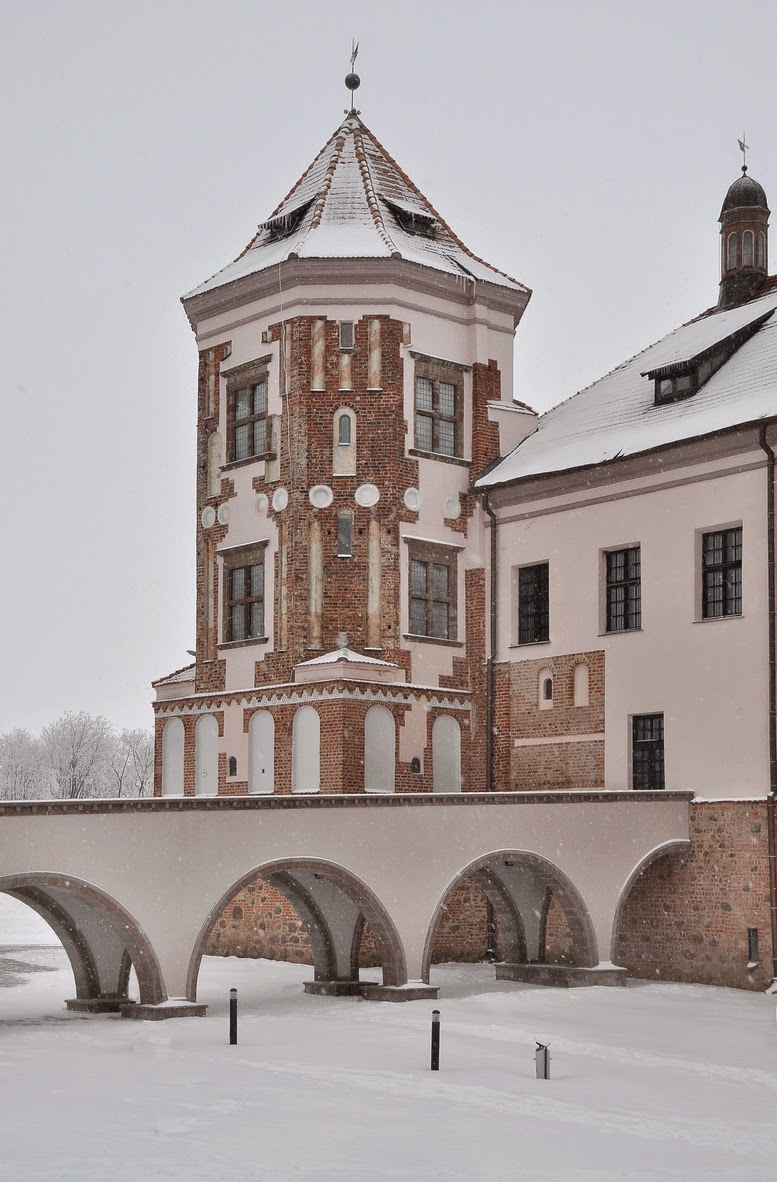 Beautiful Eastern Europe: Mir castle complex, Belarus