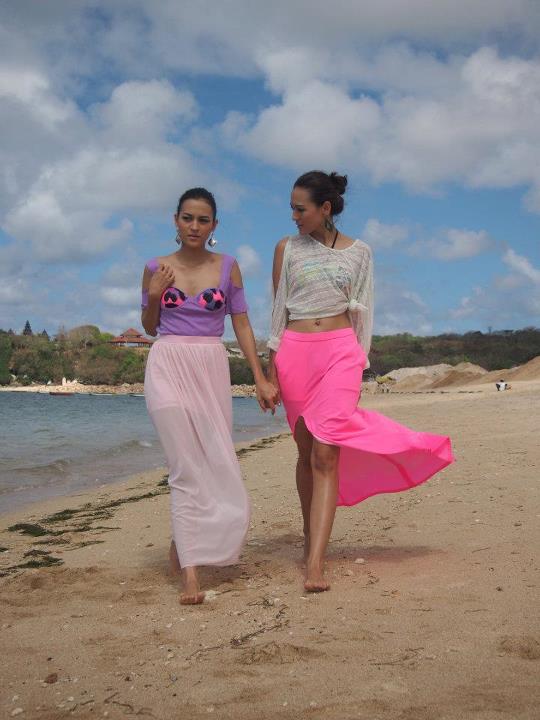 VOILA STORE: CLOTHES