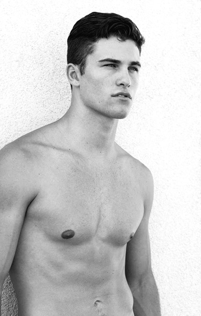 your chic destination on line: MODEL OF THE DAY - TANNER DILLON