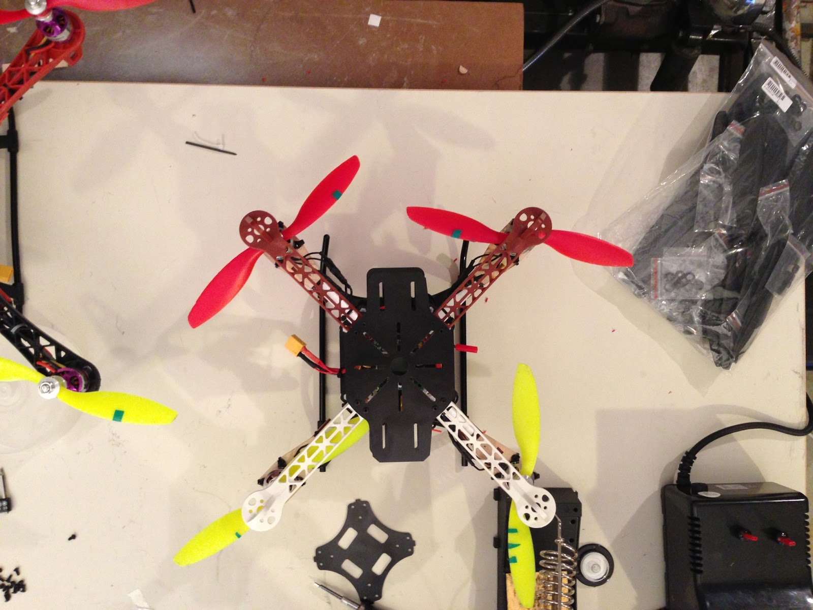 Bluefish: HK 330 Frame Quadcopter : Plan E