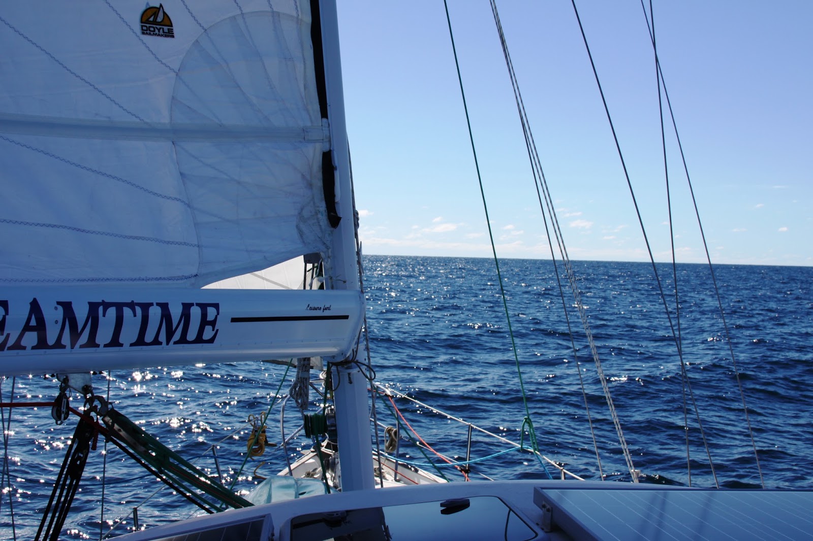 Dreamtime Sail: Great Barrier Reef hopping, first stop Fitzroy Reef