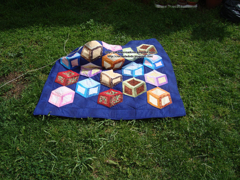 Croché da Dodo: Cubos em patchwork