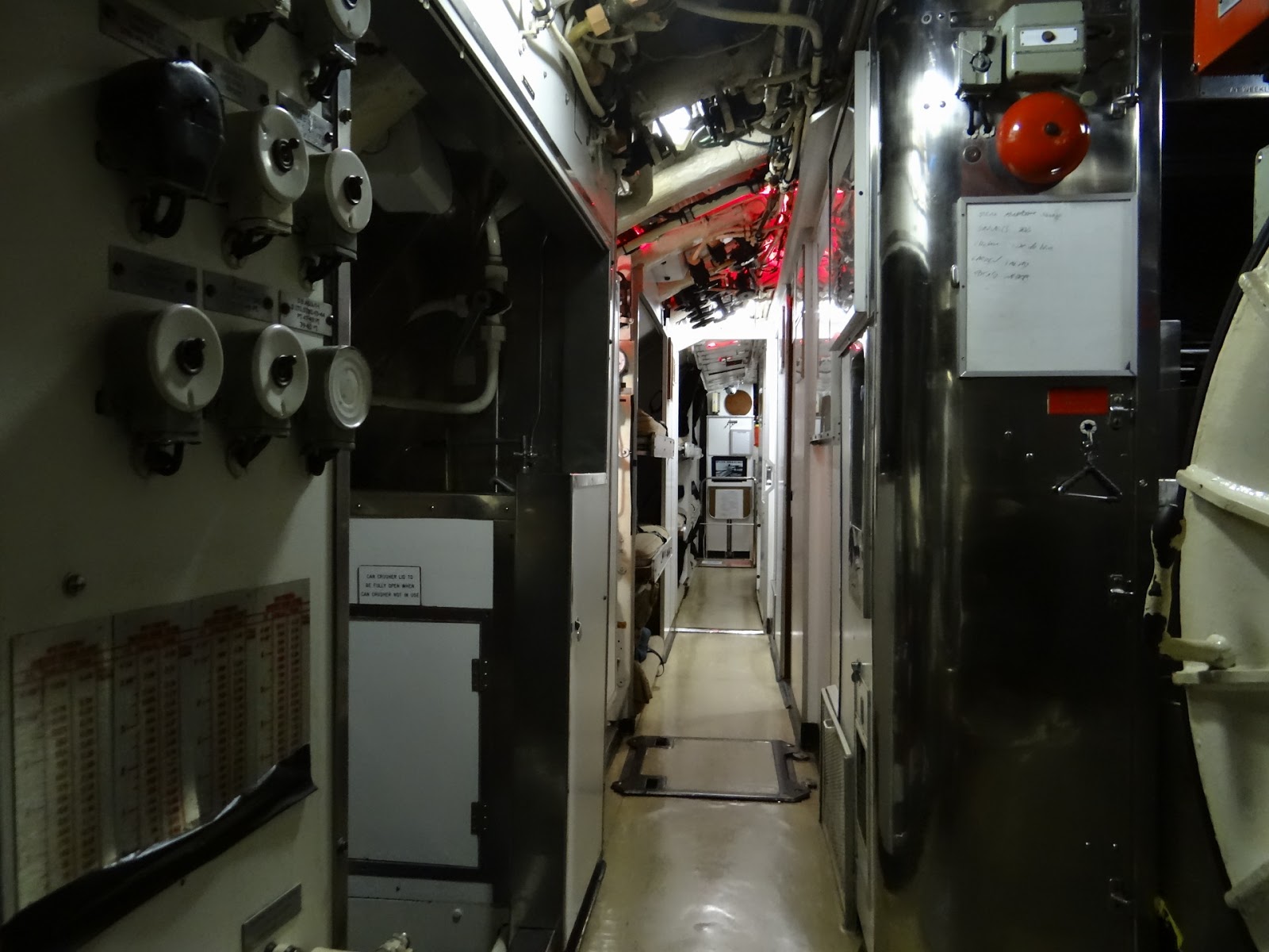 Air Queensland.blogspot: Onboard tour - Oberon class submarine HMAS ...
