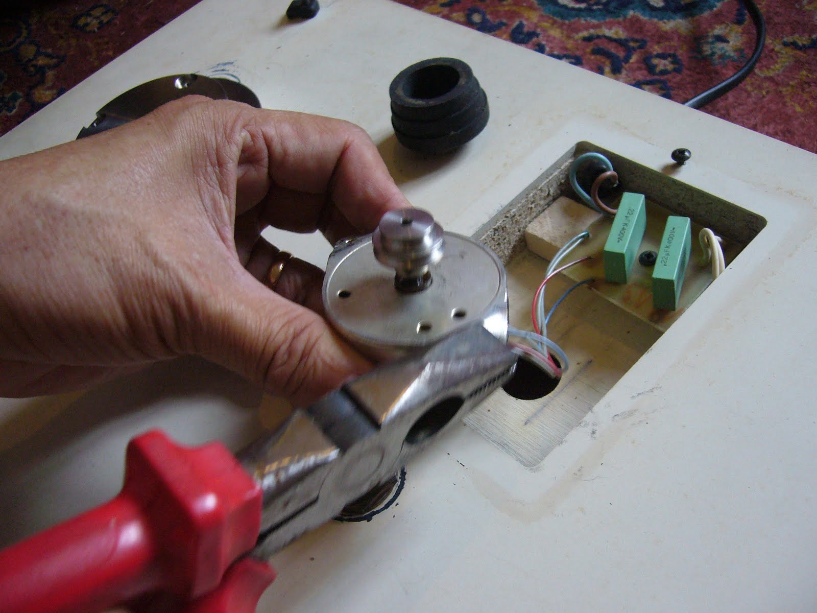 Enjoy life with LP's and Turntables: Comparison between Motor upgrade ...