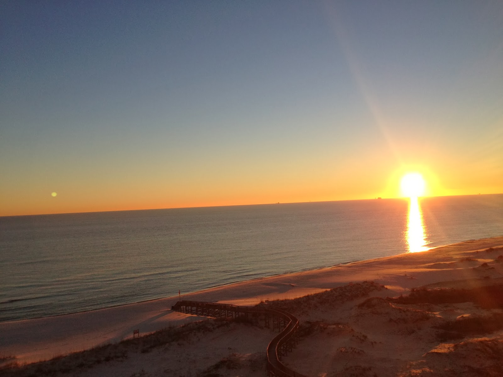 Mojoy: Beach pics...yes. reminiscing.