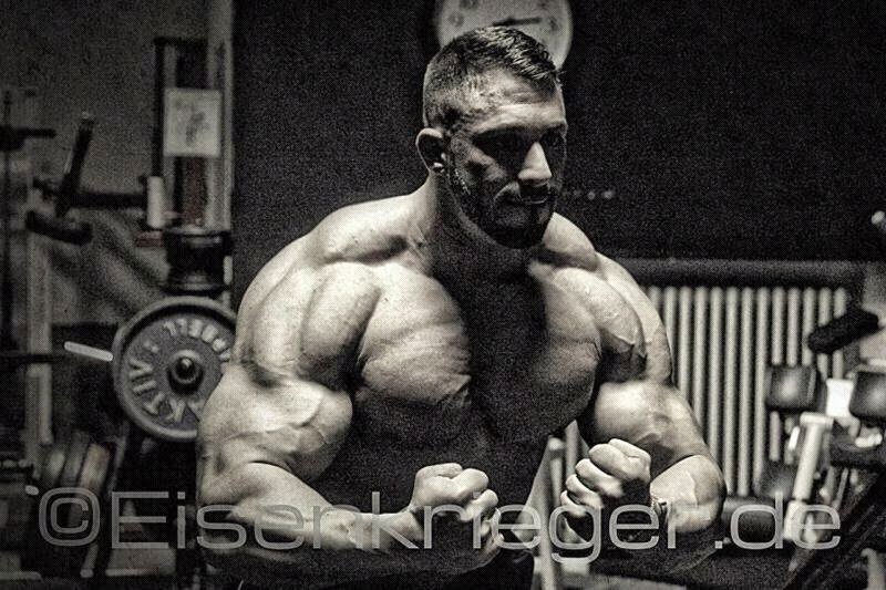 Worldwide Bodybuilders: German giant Kevin Wolter