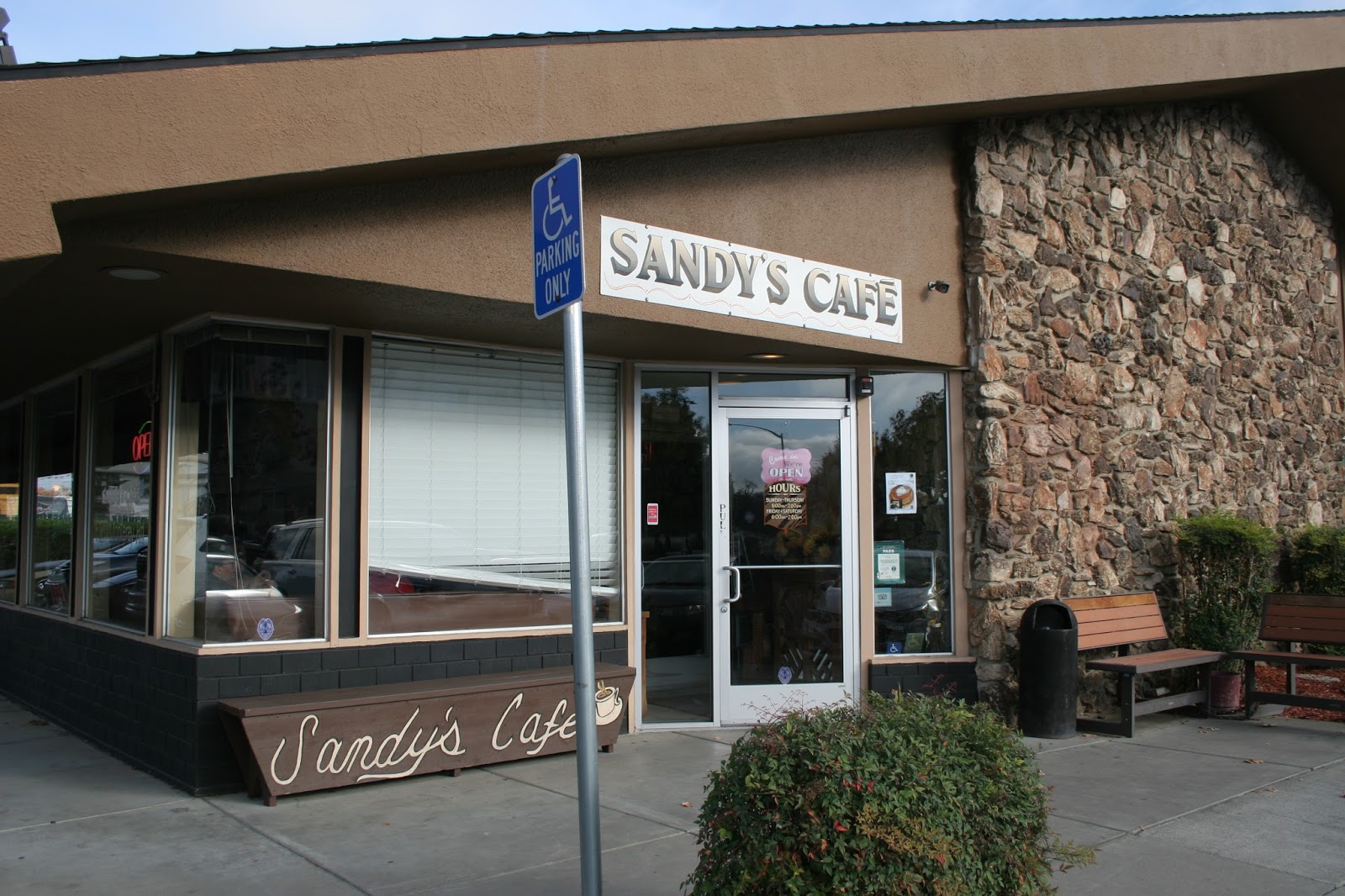Breakfast at Epiphany's: Sandy's Café