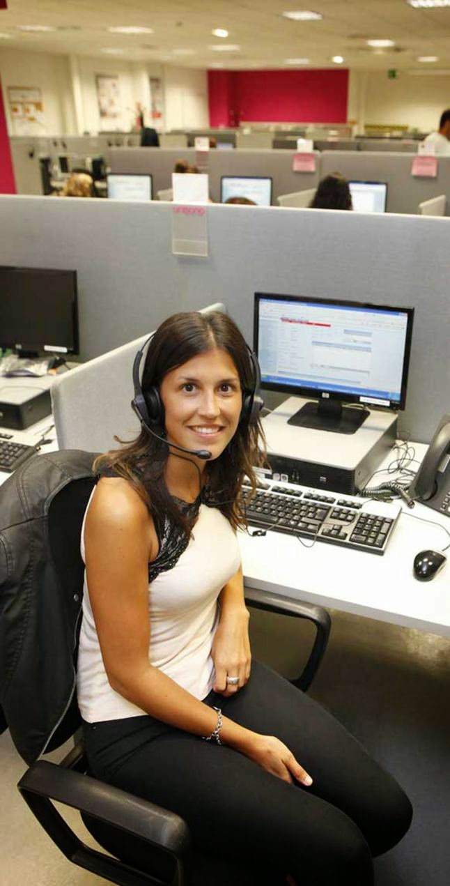 IN THE CENTRE OF CONTACT CENTER: Una asturiana es la mejor agente ...